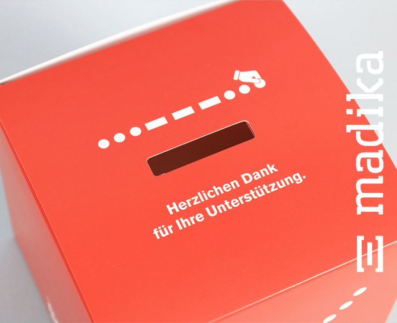 Spendenbox zum wieder Öffnen bedrucken lassen auf madika.de